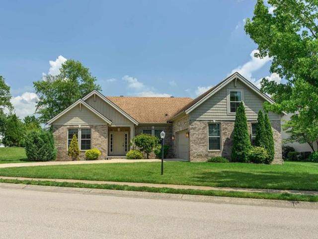 2022 Pebble Beach Dr, Newburgh, IN 47630