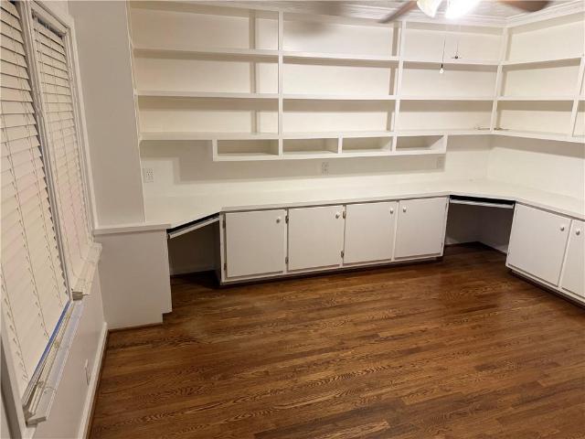 2022 Woodbine Terrace