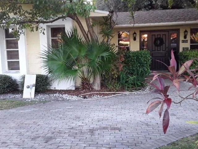 20230 Highland Lakes Blvd, Miami, FL 33179