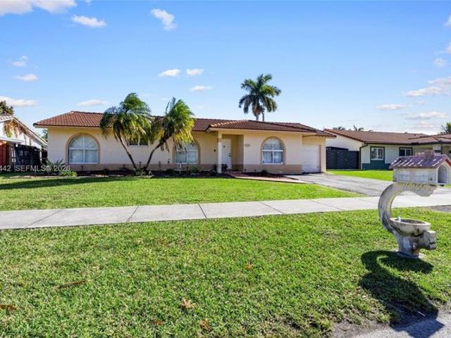20235 SW 132nd Ave, Miami, FL 33177