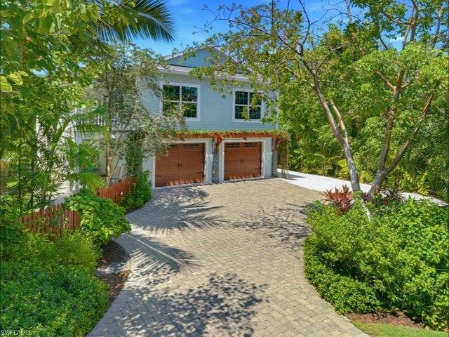2023 Mills Ln, Naples, FL 34112