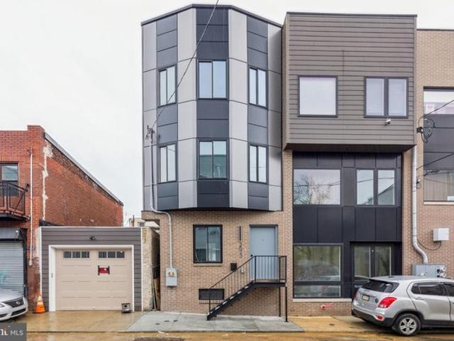 2023 N Reese St, Philadelphia, PA 19122