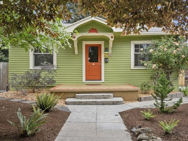 2023 NE Highland St, Portland, OR 97211