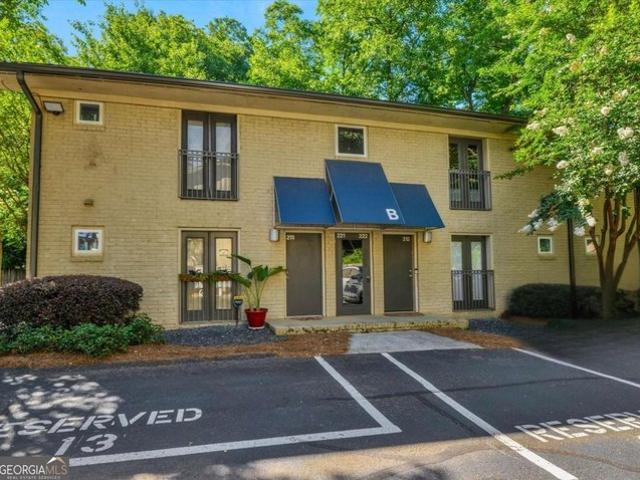 2023 Oakview Rd SE Apt 222, Atlanta, GA 30317