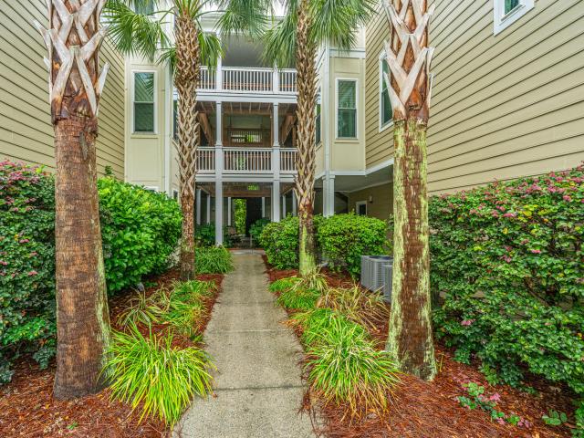 2023 Egret Crest Ln, Charleston, SC 29414 | MLS #26006 | Compass