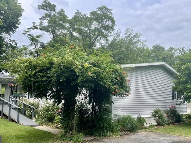 2023 Eshelman St, Middletown, PA 17057
