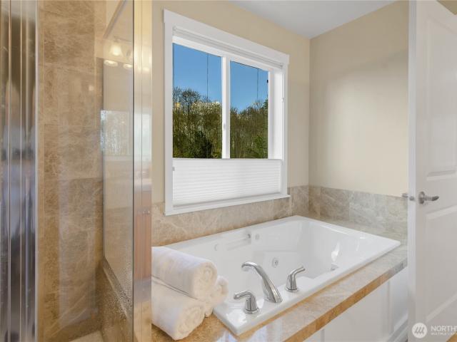 2023 Kennewick Pl NE, Renton, WA 98056 | MLS #2505