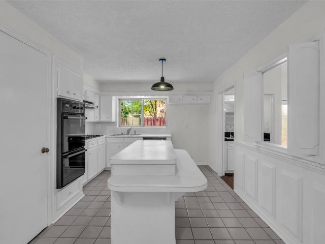 2023 Shadow Rock Drive