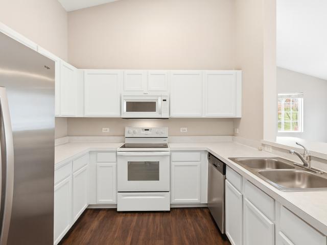 2023 Silverstone Dr, Unit 2023, Carpentersville, IL 60110 | Compass