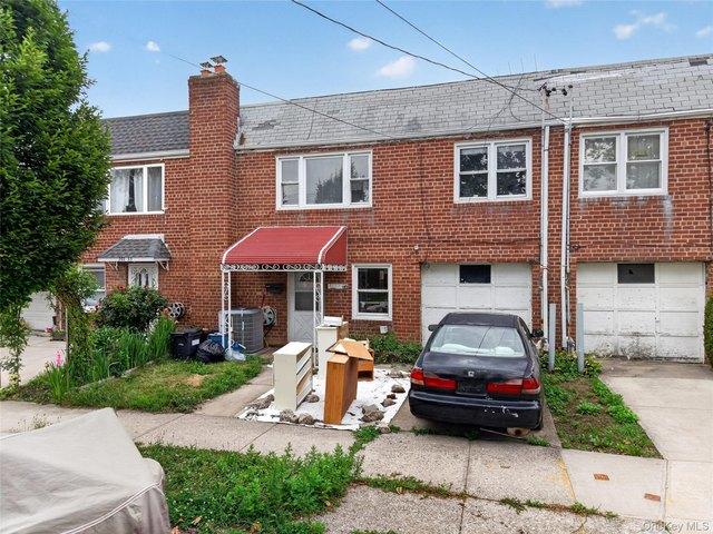 202 3 th Ave, Bayside, NY 11361