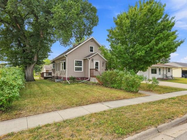 202 1st Ave SW, Dilworth, MN 56529