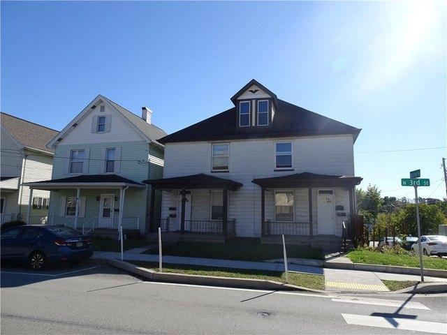 202 204 N 3rd St, Youngwood, PA 15697