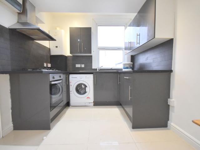 202 204 Rye Lane, Peckham SE15, 2 bed flat to rent, £1,800 pcm | PrimeLocation