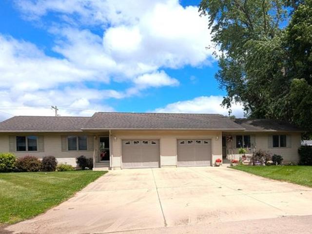 202 206 Farwell Ave, Sturgis, MI 49091