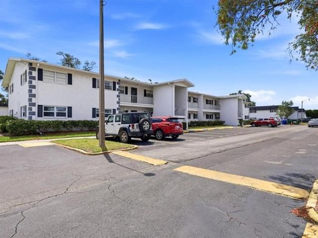 202 46th Avenue Ter W Apt 404, Bradenton, FL 34207
