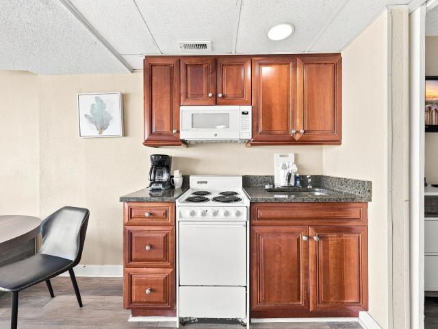 202 70th Ave. N 403