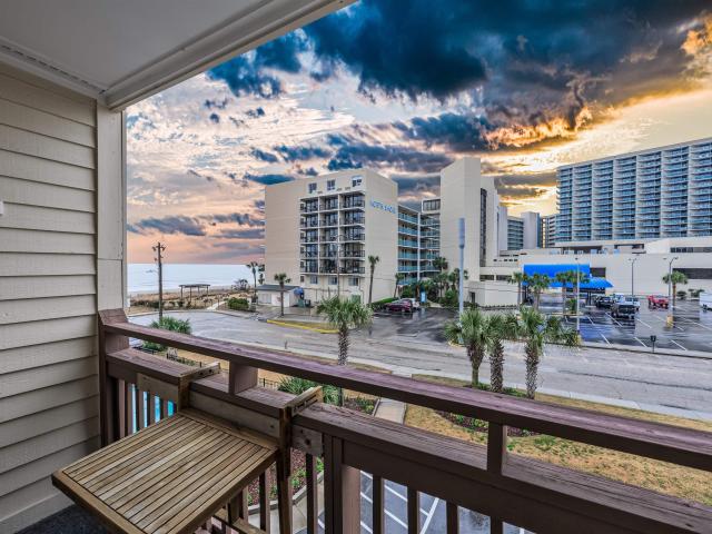 202 75th Ave. N 5604/5