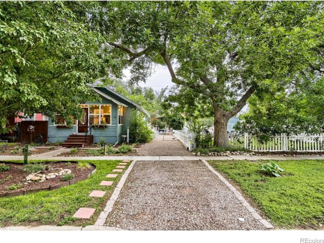 202 8th Avenue