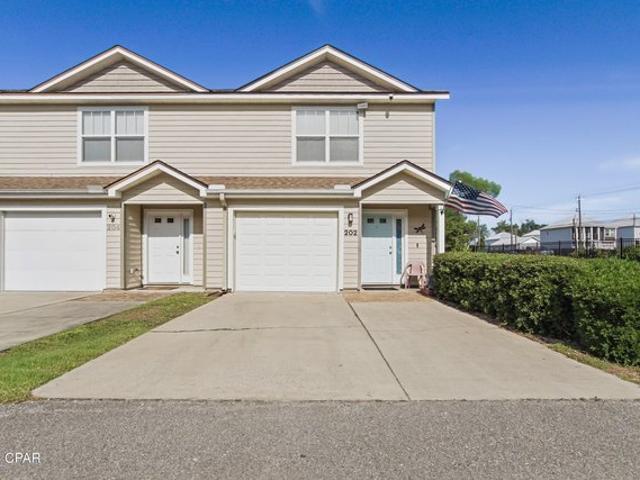 202 Callaway Chase Ln, Panama City, FL 32404