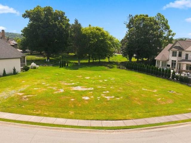202 Camille Victoria Ct, Mount Juliet, TN 37122