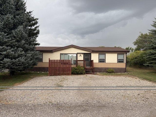 202 Castle Ave, Lewistown, MT 59457