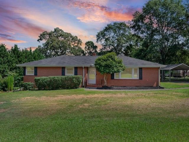 202 Central Ave, Mauldin, SC 29662