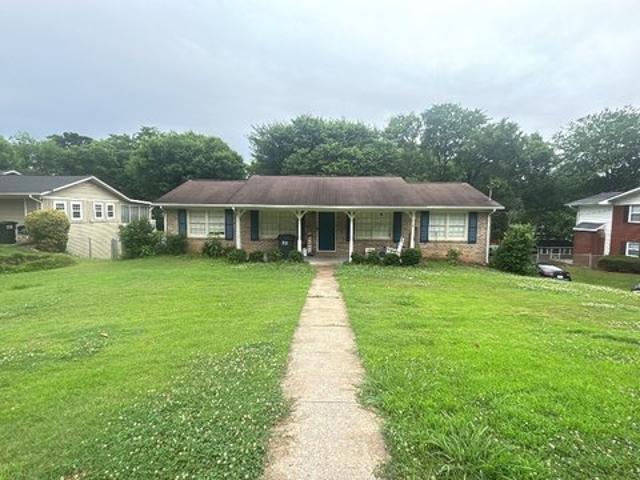 202 Cherry Hill Dr, Calhoun, GA 30701