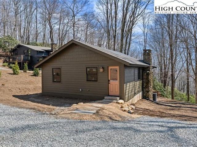 202 Chinkapin Rdg, Seven Devils, NC 28604