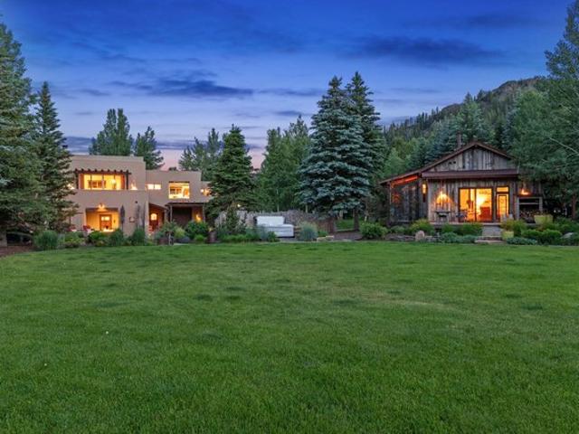 202 Chocolate Gulch Rd, Ketchum, ID 83340
