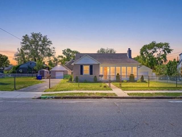 202 Arch St, Delran Township, NJ 08075