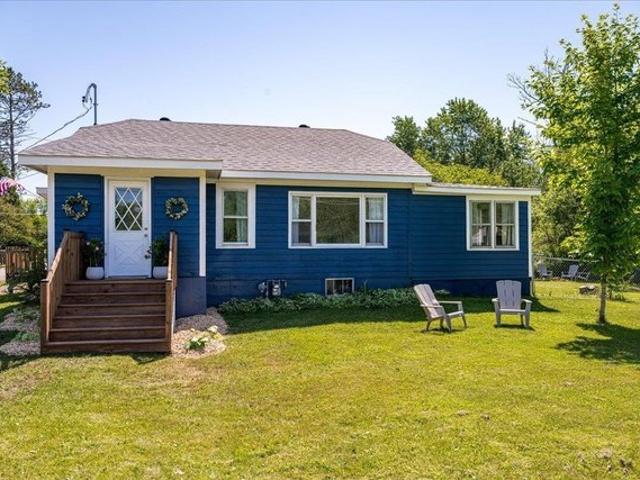 202 Ashland Ave, Carlton, MN 55718