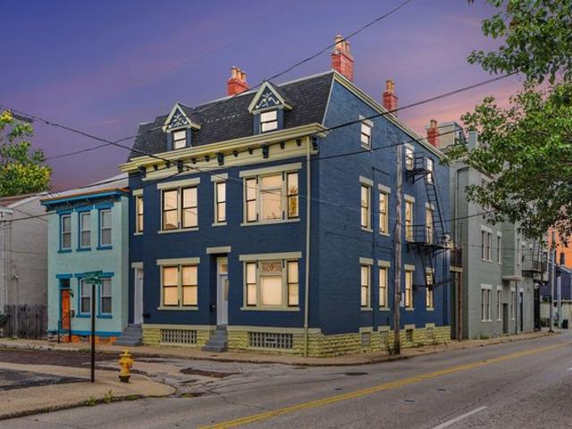 202 Athey St Apt 2A, Covington, KY 41011