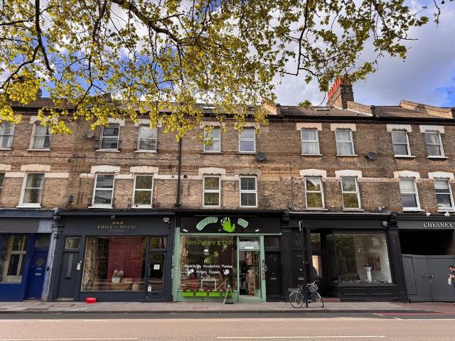 202 Battersea Park Road, Battersea SW11 1 bed flat to rent £1,950 pcm £450 pw