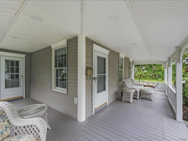 202 Bayport Avenue