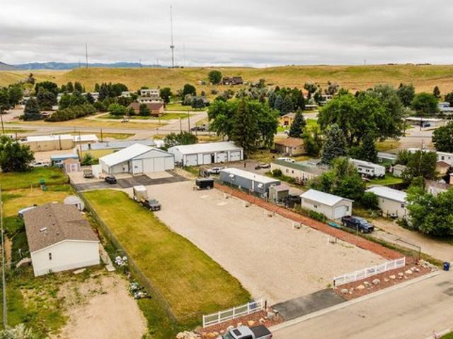 202 Balsam St, Buffalo, WY 82834