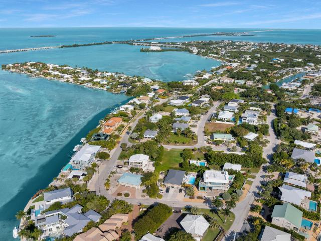 202 Barque St, Marathon, FL 33050 | MLS #617800
