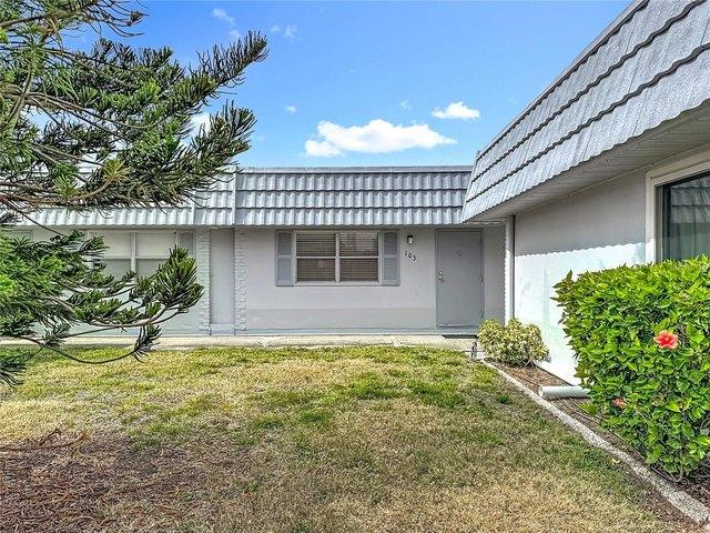202 Bedford Trl Apt 103, Sun City Center, FL 33573