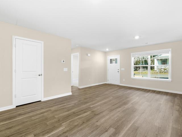 202 Blackwood St, Greenville, SC 29611 | MLS #1589 | Compass