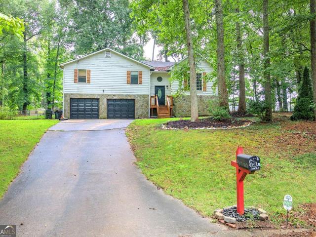 202 Blackhawk Trail