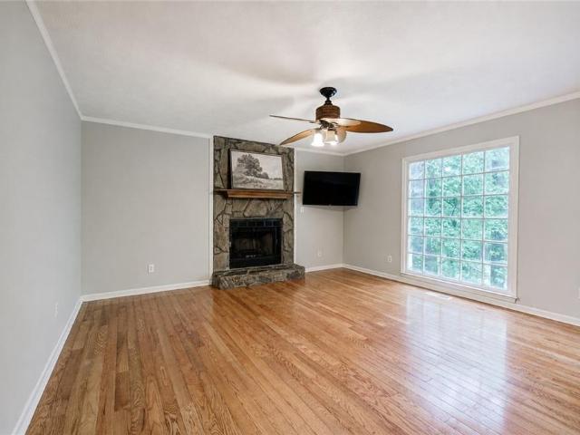 202 Blackhawk Trail