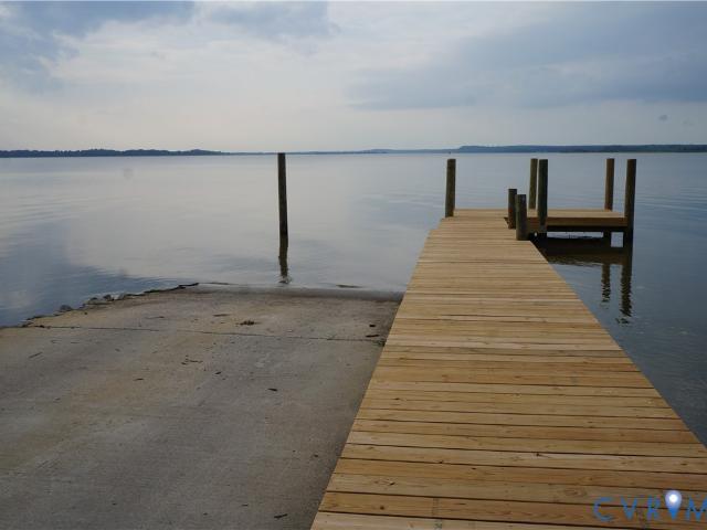202 Bruce Rd, Tappahannock, VA 22560 | MLS #2600