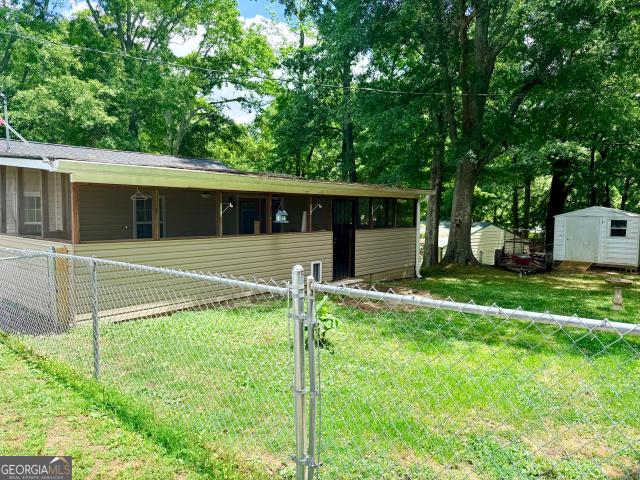 202 Bryan Street W