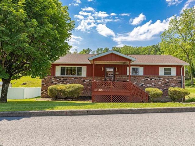202 Braddock St, Fairmont, WV 26554