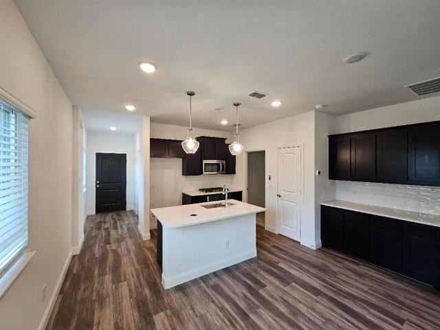 202 Griffith Drive # 16