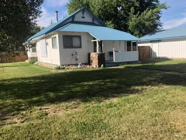 202 E ALTURAS AVE, FAIRFIELD, ID 83327 Single Family Residence.