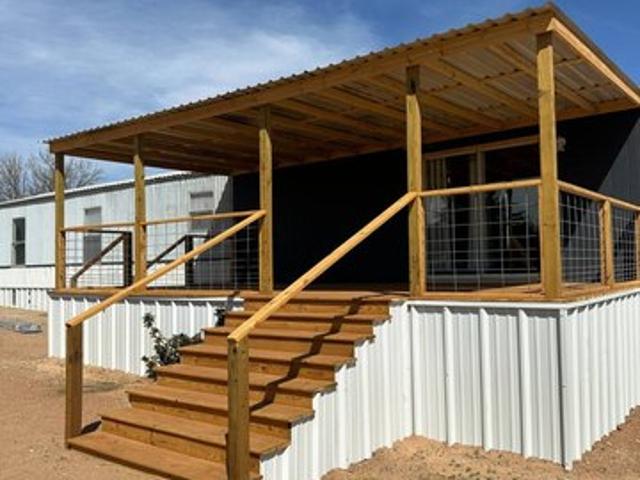 202 E Eel, Logan, NM 88426