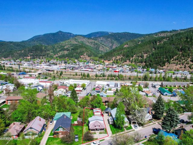 202 E Market Ave, Kellogg, ID 83837 | MLS #26 2733 | Compass