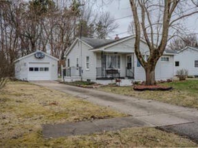 202 Engle Dr, Olivet, MI 49076