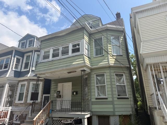 202 Ellis Ave