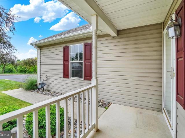 202 Equine Cove